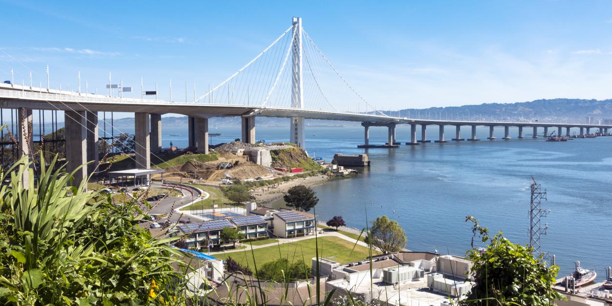 Giving Buses Priority on the Bay Bridge Will Improve Access and Equity ...