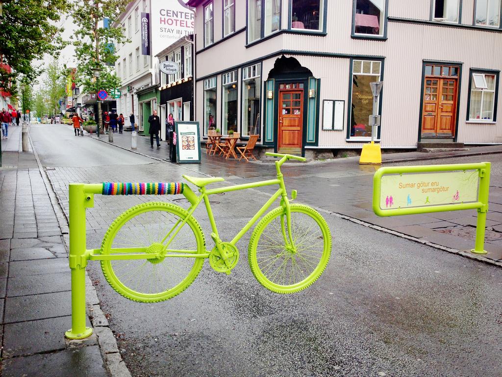 Designing and Planning for the Car-Less City | SPUR